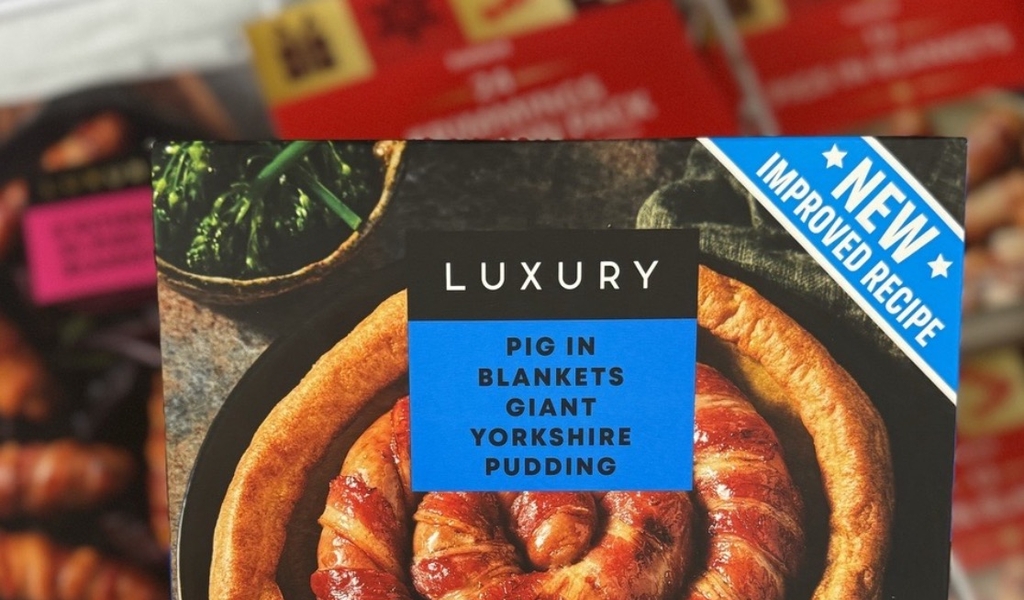 Iceland Is Selling A Giant Pig In Blanket In A Yorkshire Pudding
