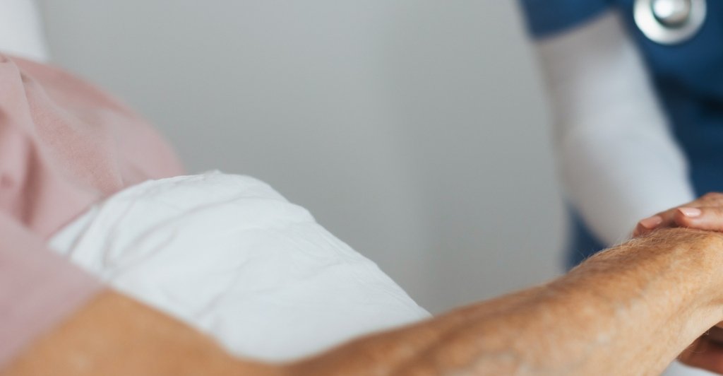 End-of-life doctor reveals what people see before they die